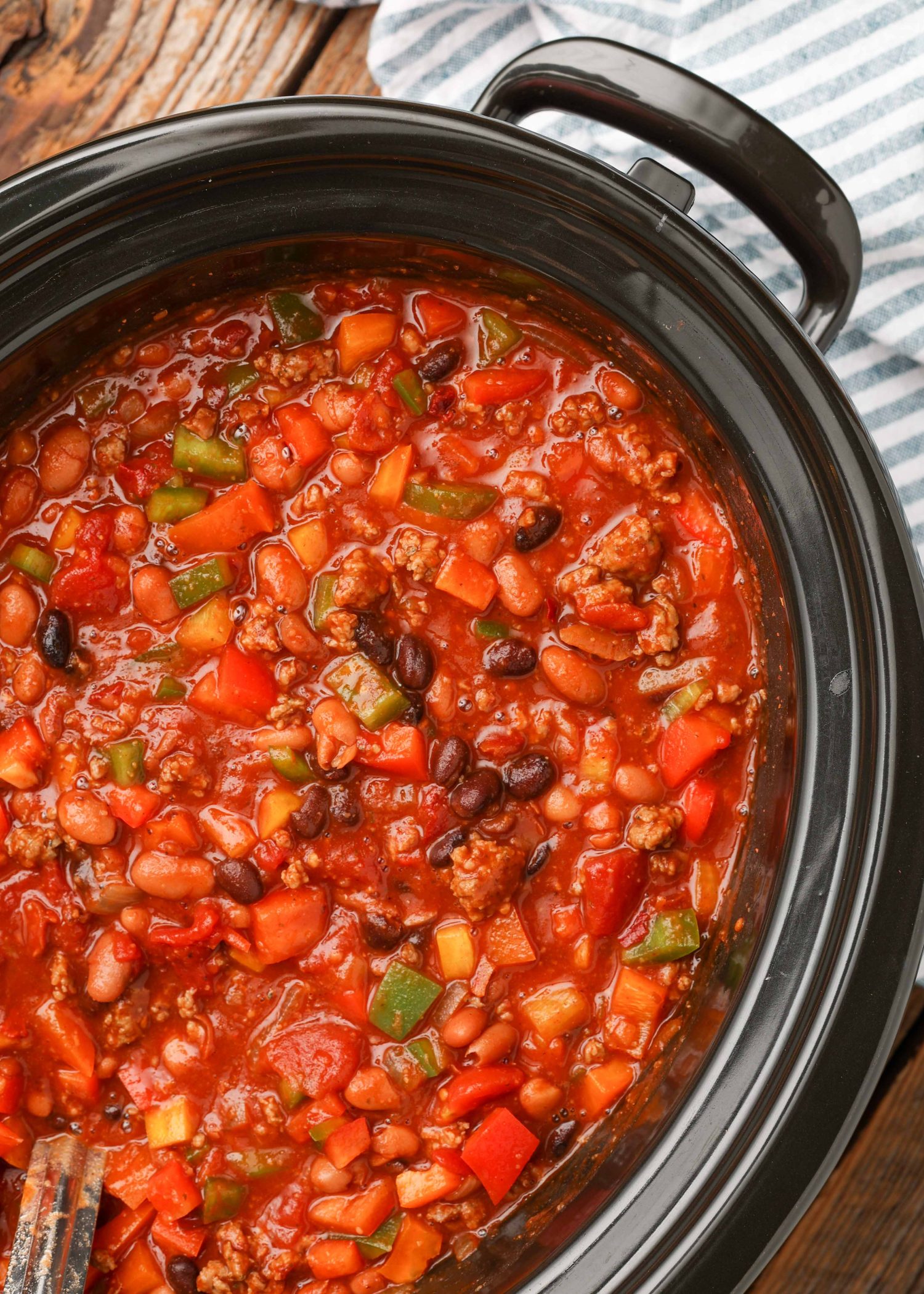Slow Cooker Bell Pepper Chili - Vegetable Recipes